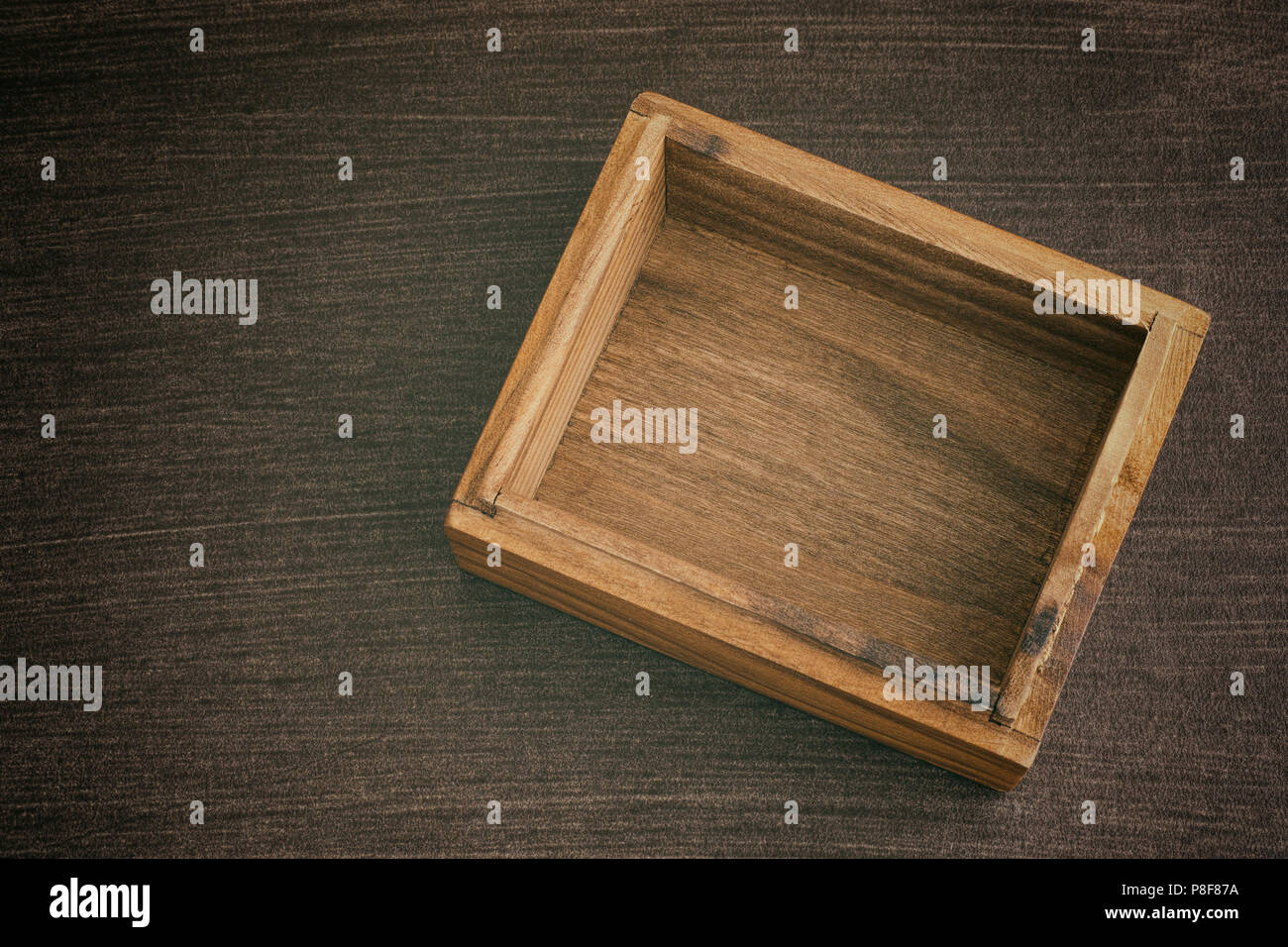 Empty crate hi-res stock photography and images - Alamy