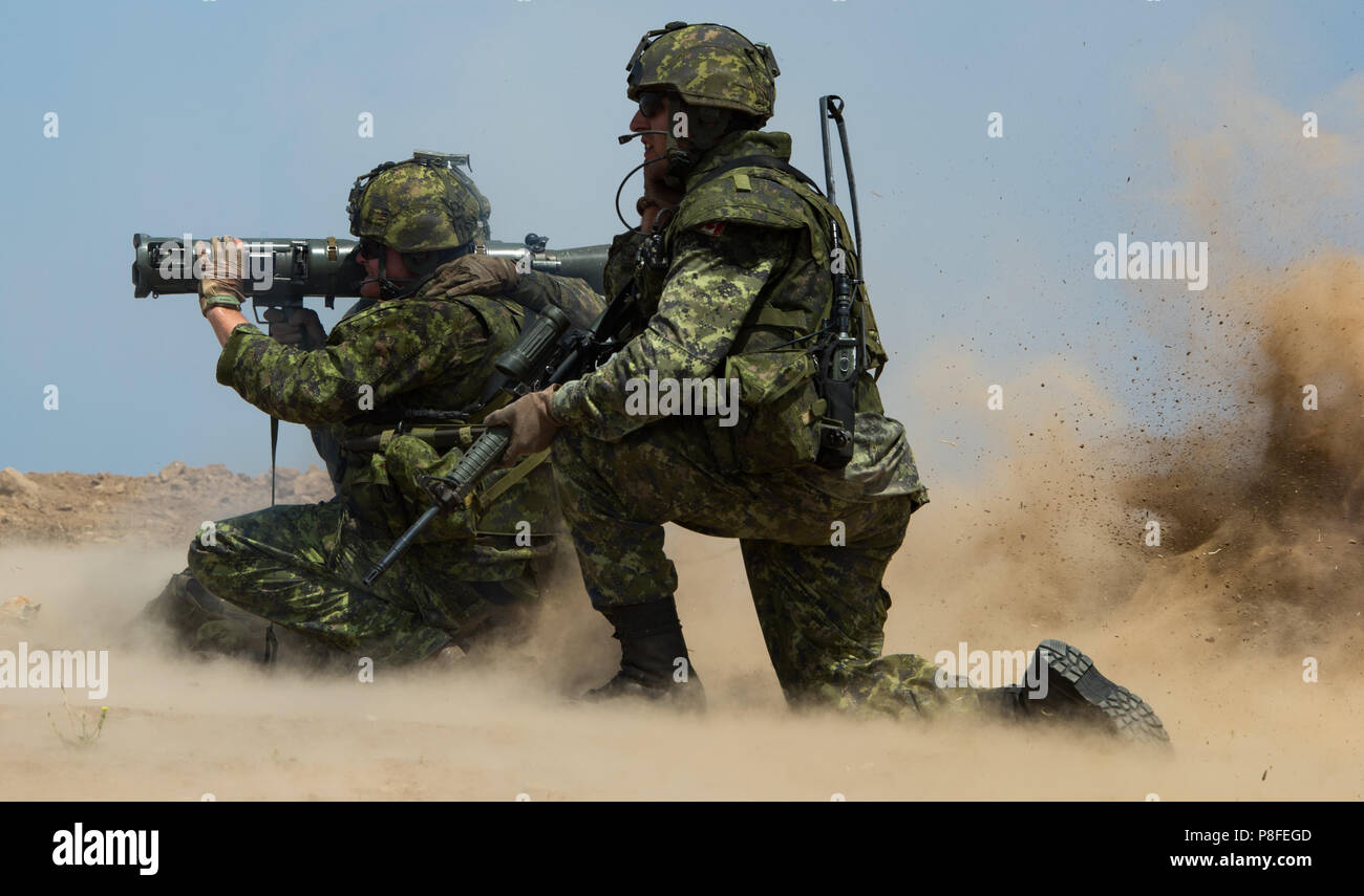 2nd royal canadian regiment hi-res stock photography and images - Alamy