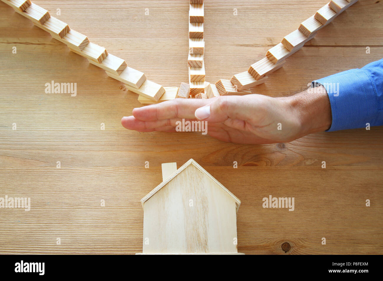 Residential building blocking hi-res stock photography and images - Alamy