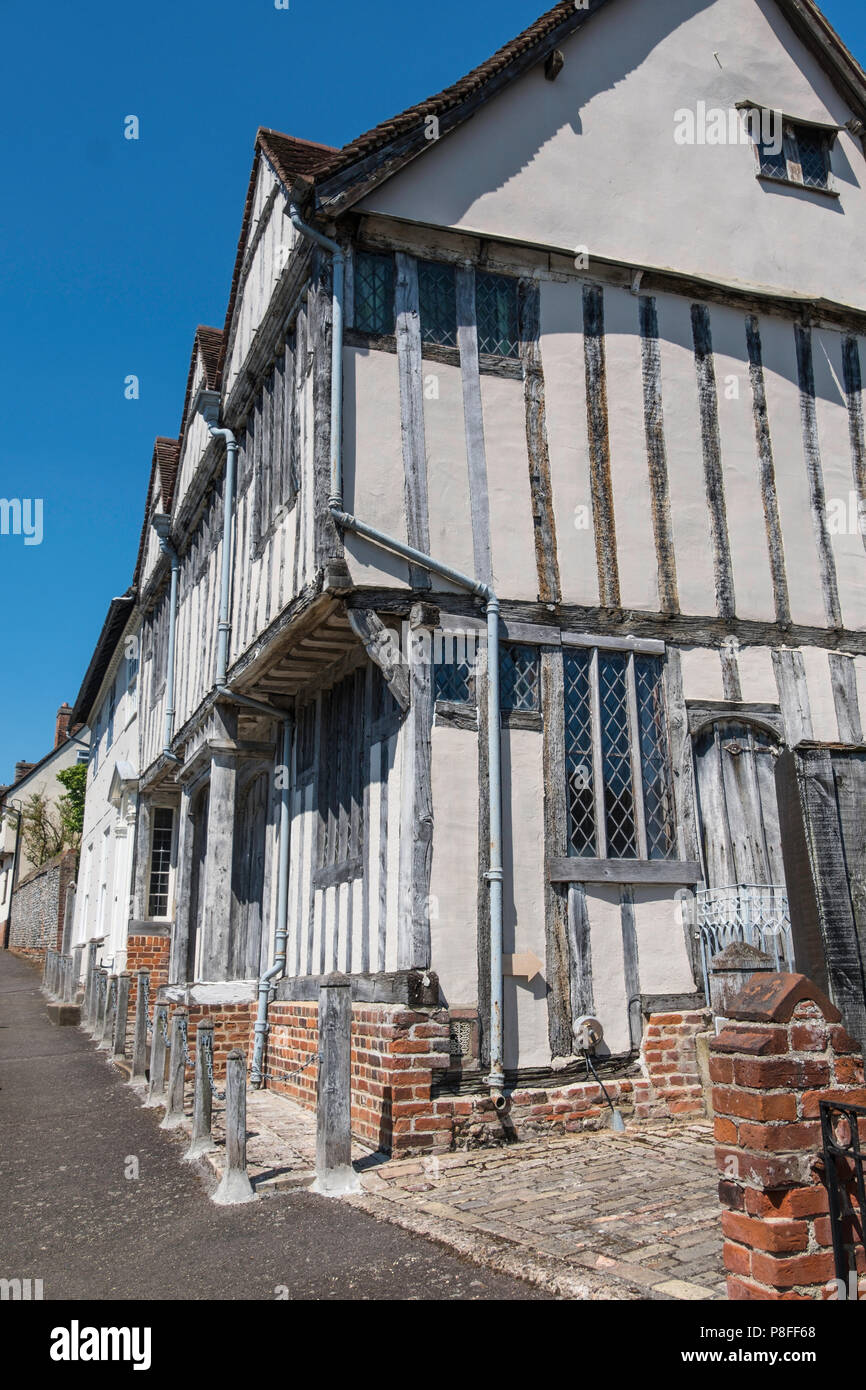 Timber medieval building hi-res stock photography and images - Alamy