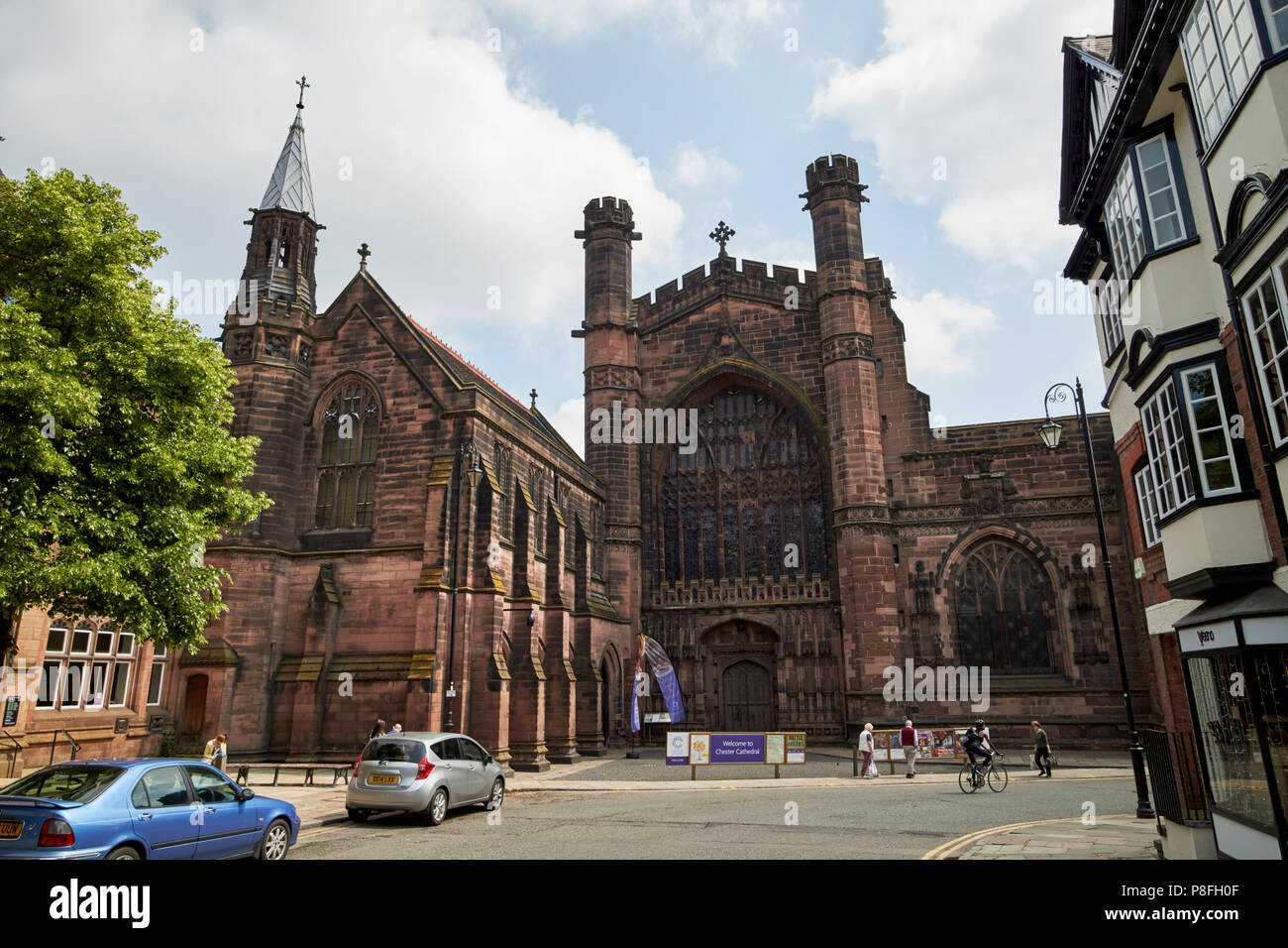 chester cathedral chester cheshire england uk Stock Photo - Alamy
