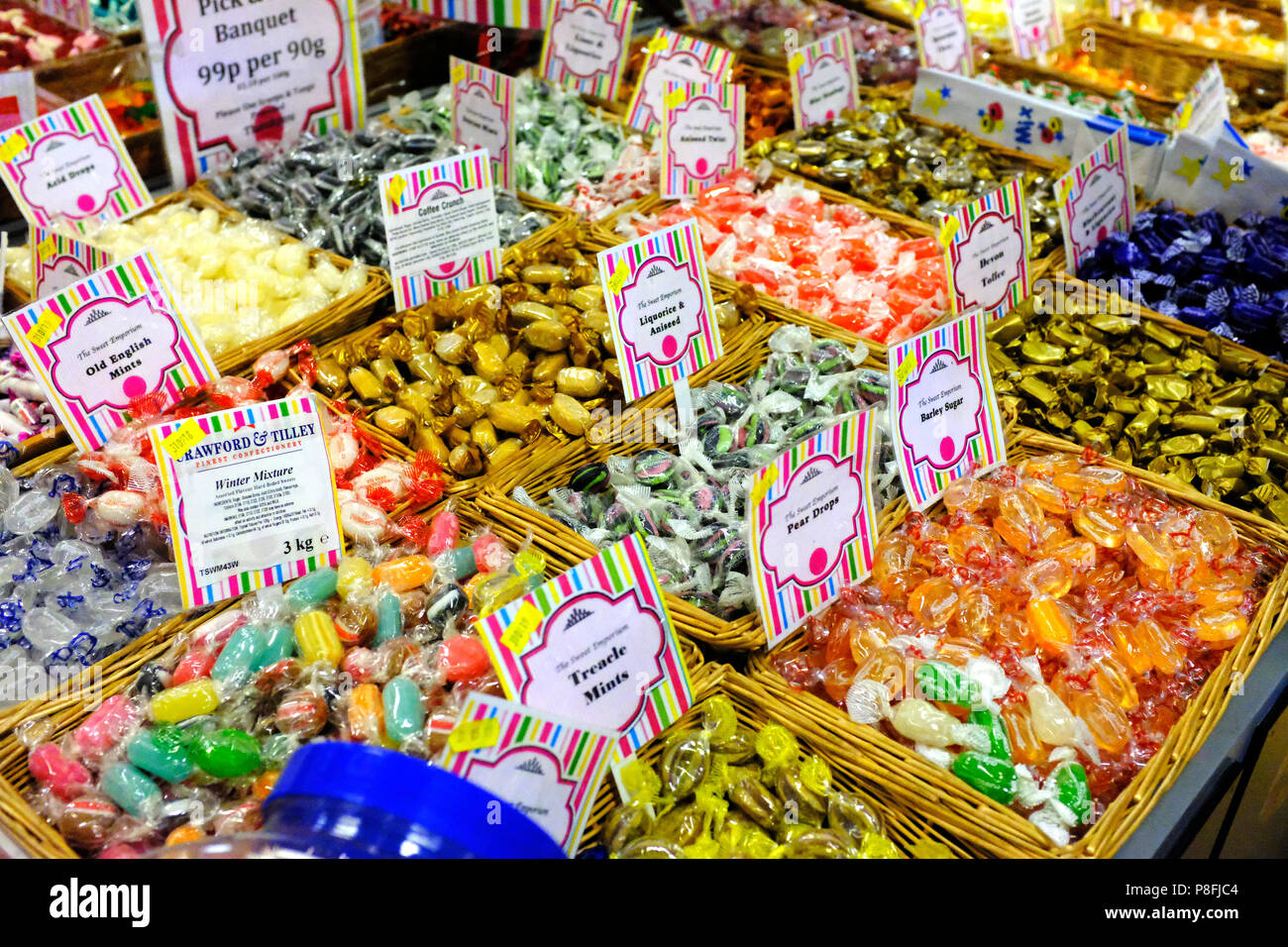 James pringle weavers shop anglesey hi-res stock photography and images ...