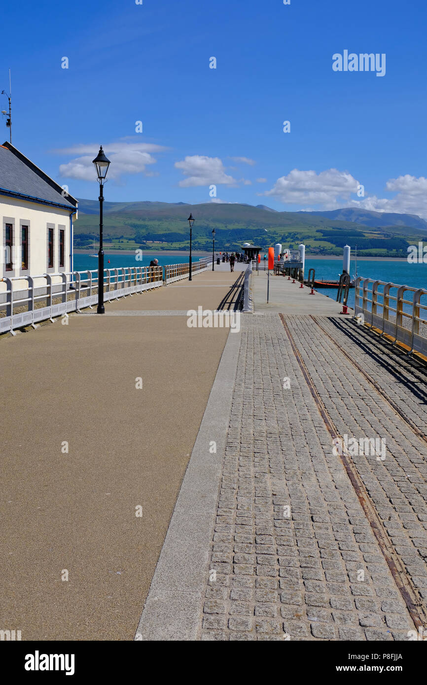 Beaumaris shoreline hi-res stock photography and images - Alamy