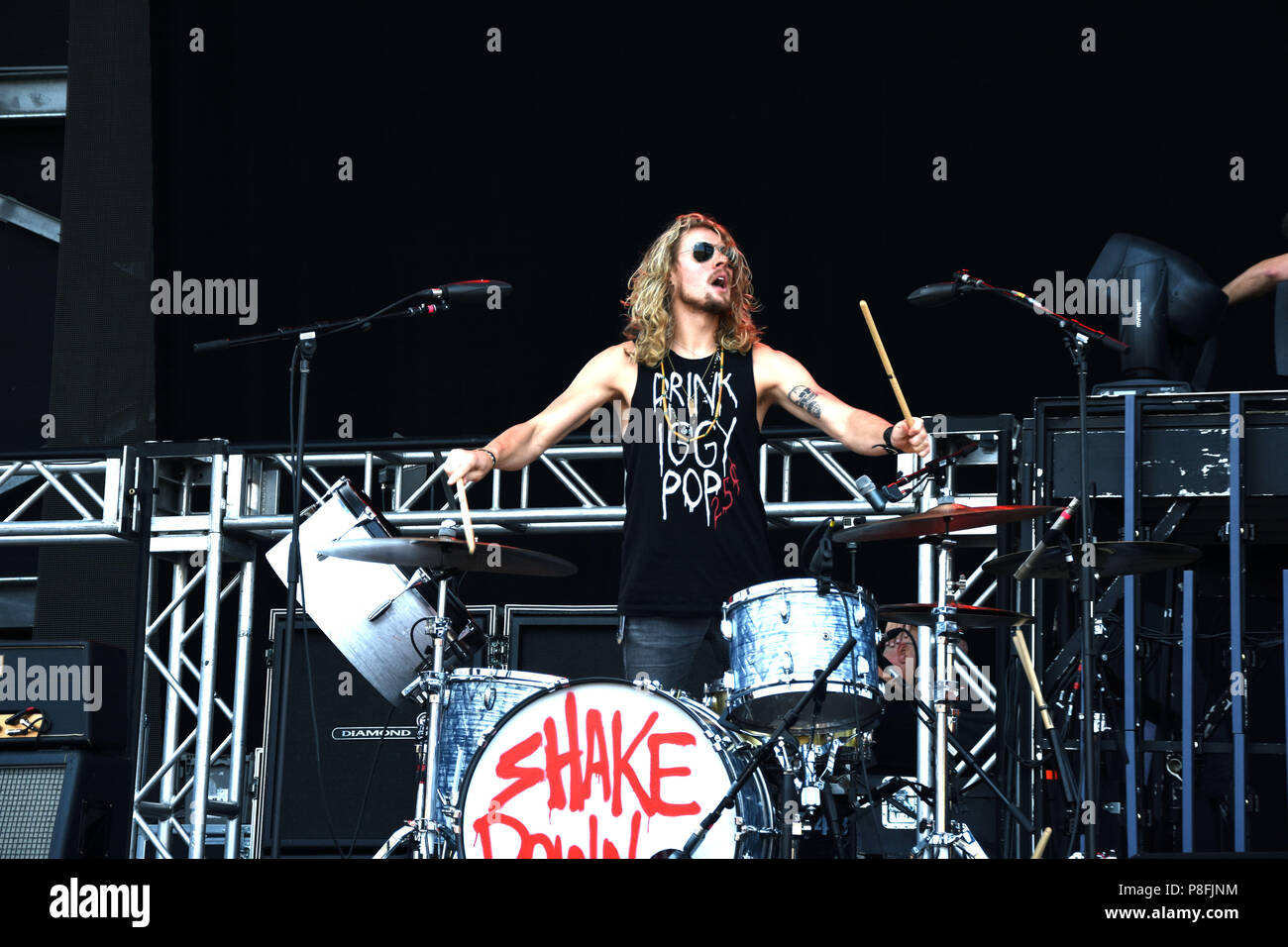 Caleb crosby drums hi-res stock photography and images - Alamy