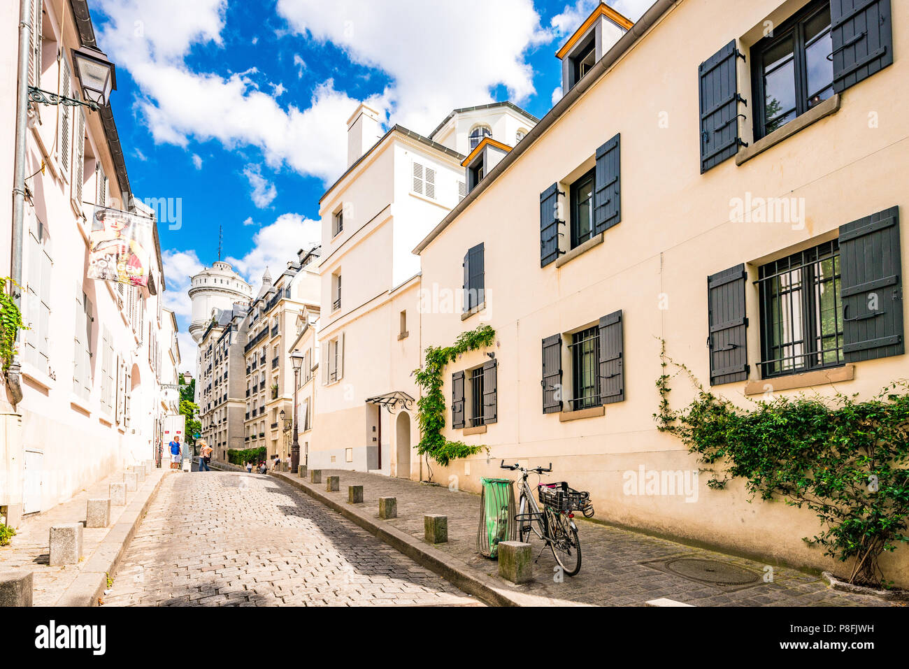 The cobblestone streets of Montmartre in Paris, France Stock Photo - Alamy