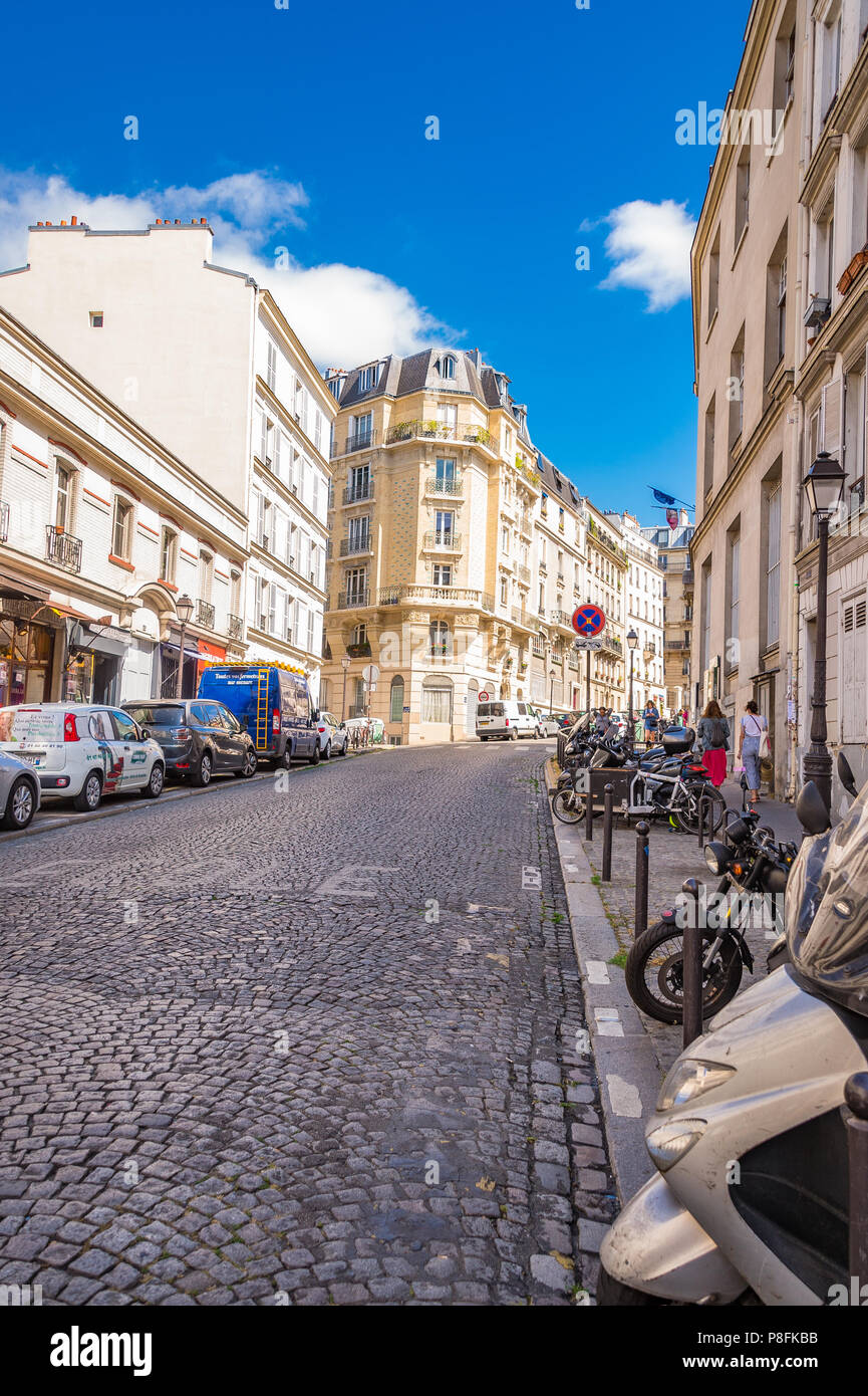 The cobblestone streets of Montmartre in Paris, France Stock Photo - Alamy