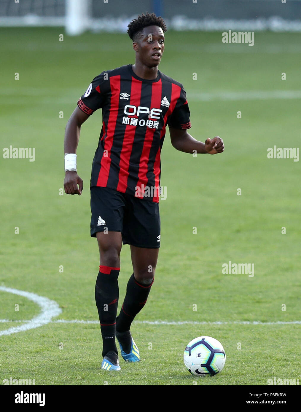 Terence Kongolo, Huddersfield Town Stock Photo - Alamy