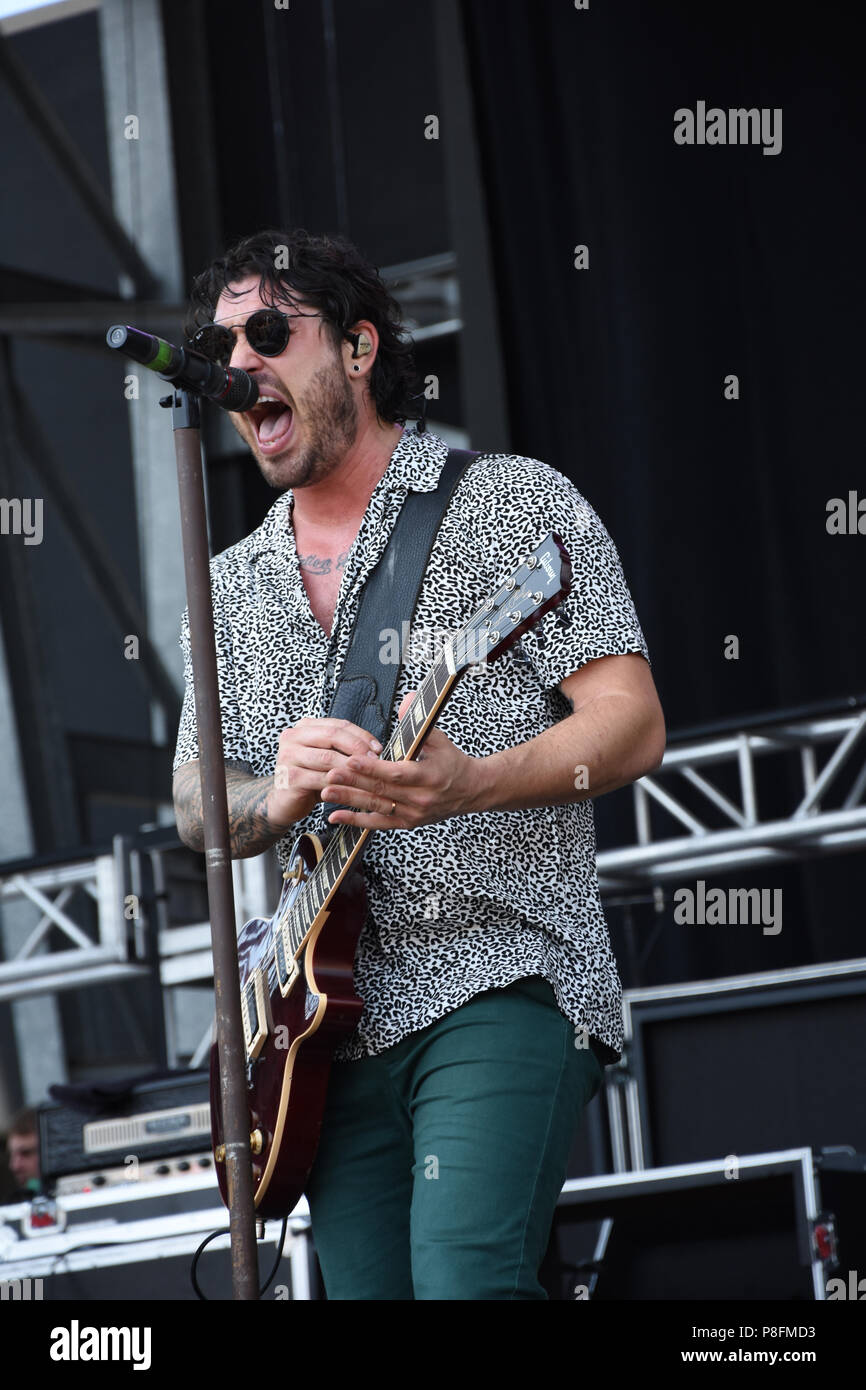 Mike protich vocals hi-res stock photography and images - Alamy