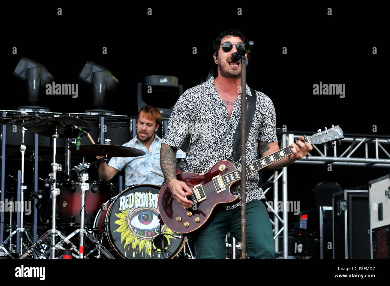 Mike protich vocals hi-res stock photography and images - Alamy