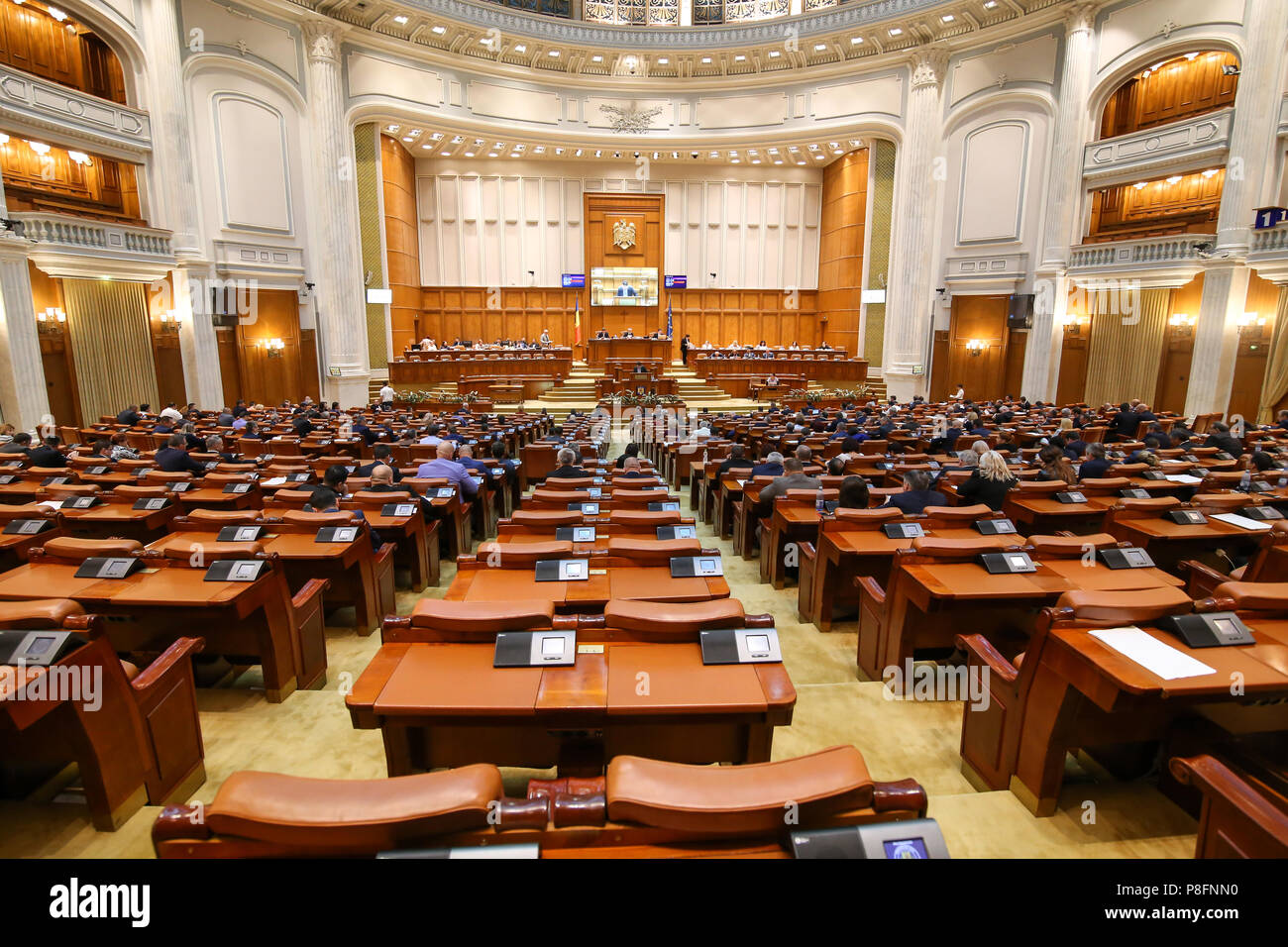 Two chambers hi-res stock photography and images - Alamy