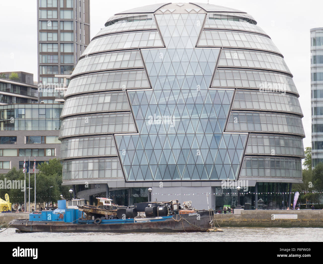 Angles curves and edges hi-res stock photography and images - Alamy