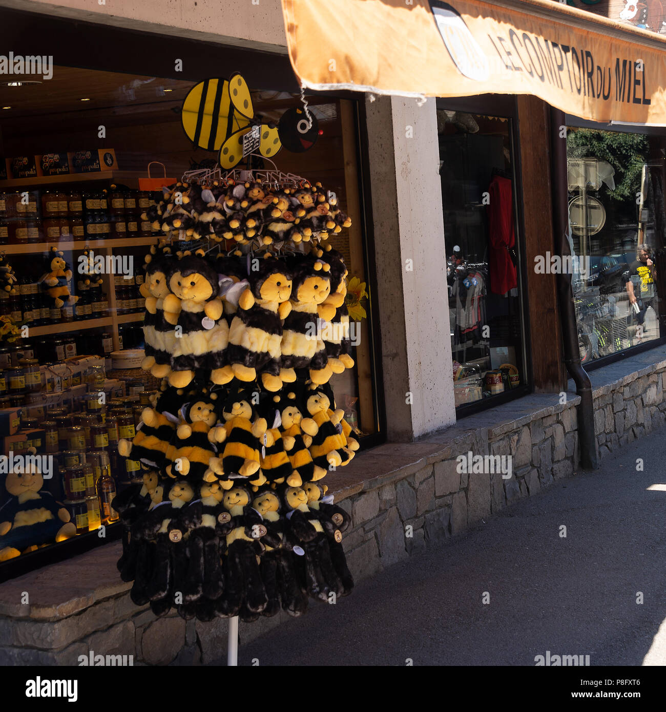 The Beautiful Window Display and Stuffed Toy Bee Stand at Le Comptoir ...