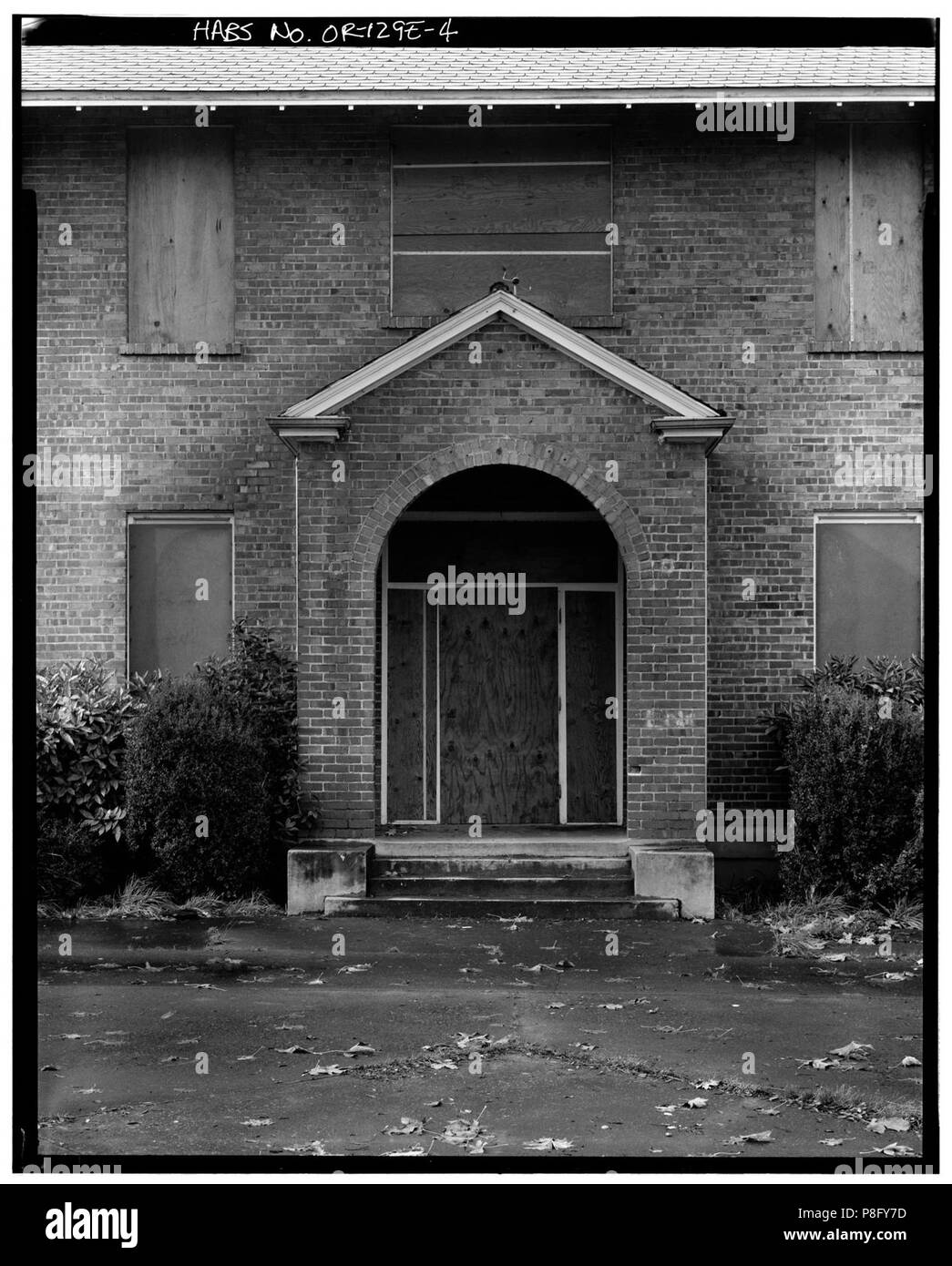 5495 Chugath Street Winona Hall - detail of brick entry porch - Chemawa ...