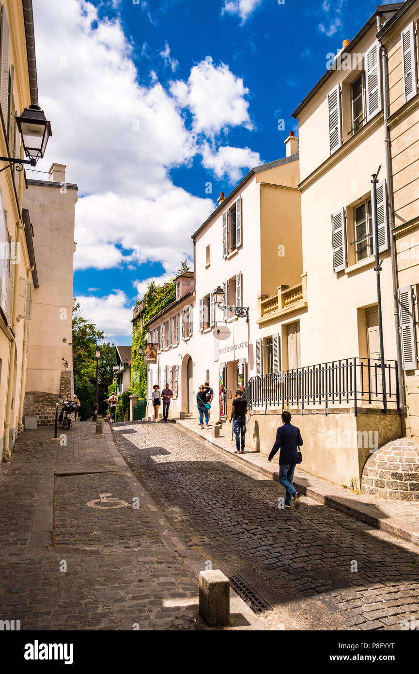 The cobblestone streets of Montmartre in Paris, France Stock Photo - Alamy