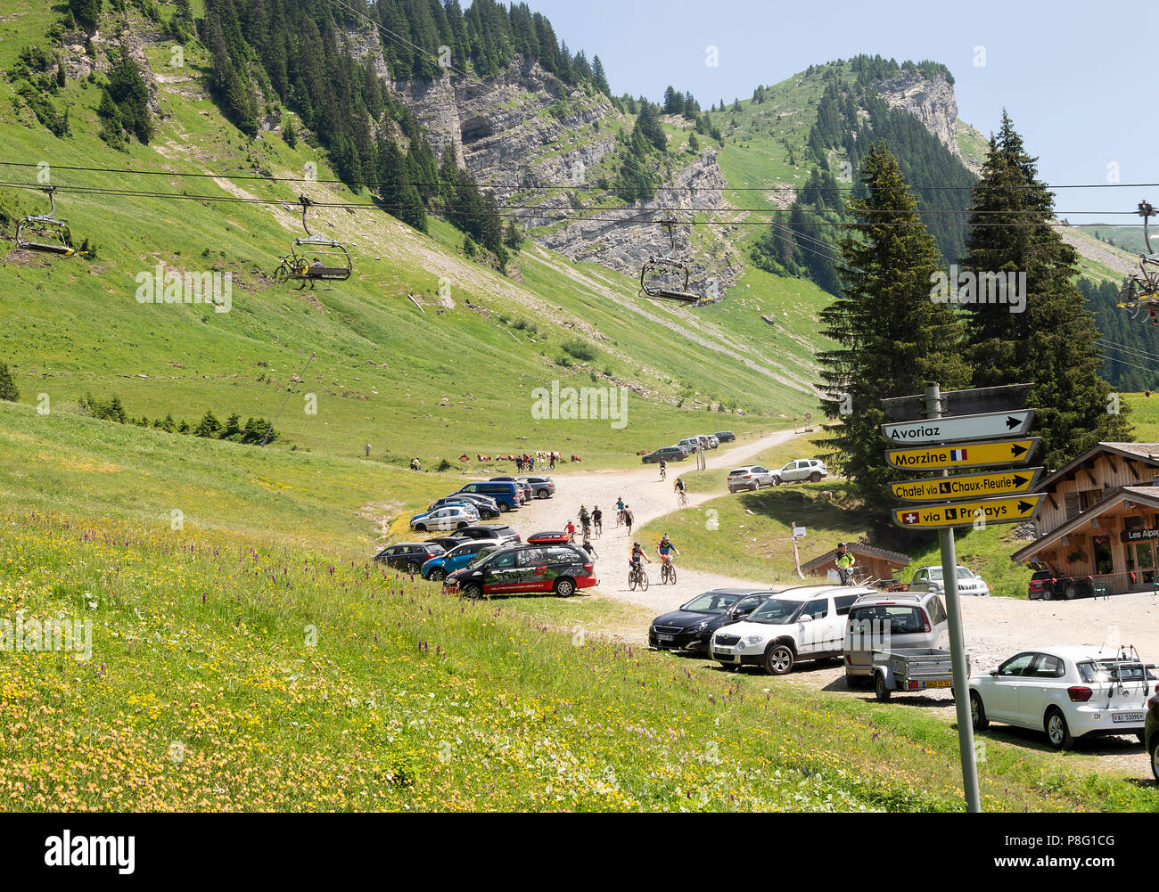 Long distance bikes hi-res stock photography and images - Alamy