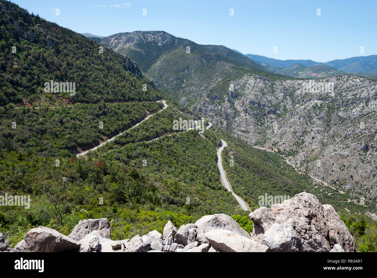 Open road mountains greece hi-res stock photography and images - Alamy