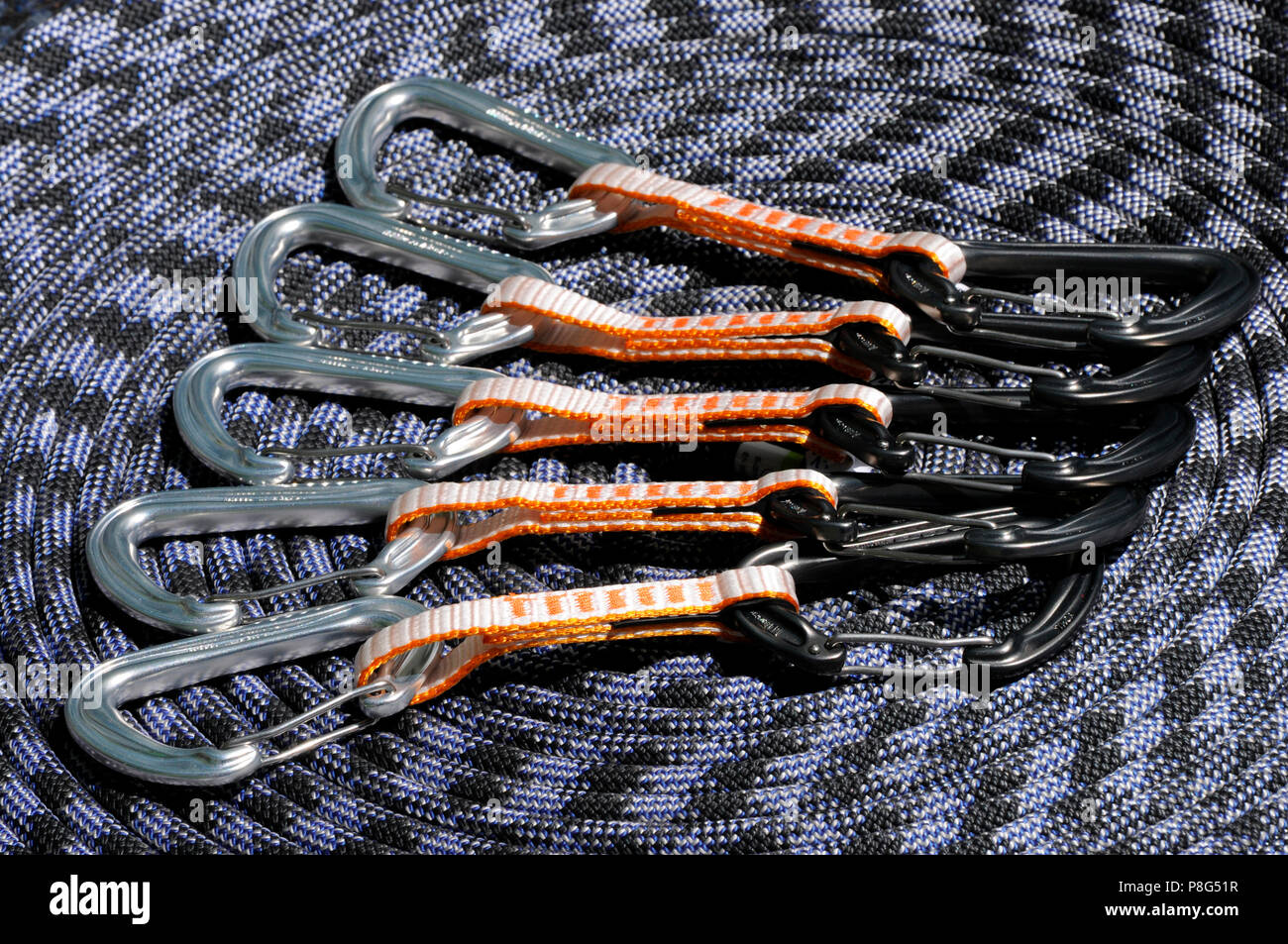 Quickdraw hi-res stock photography and images - Alamy