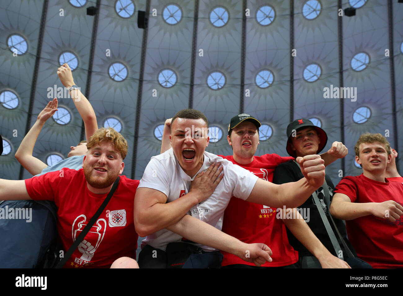 KYIV, UKRAINE - MAY 26, 2018: Young Liverpool fans and hools looking in ...