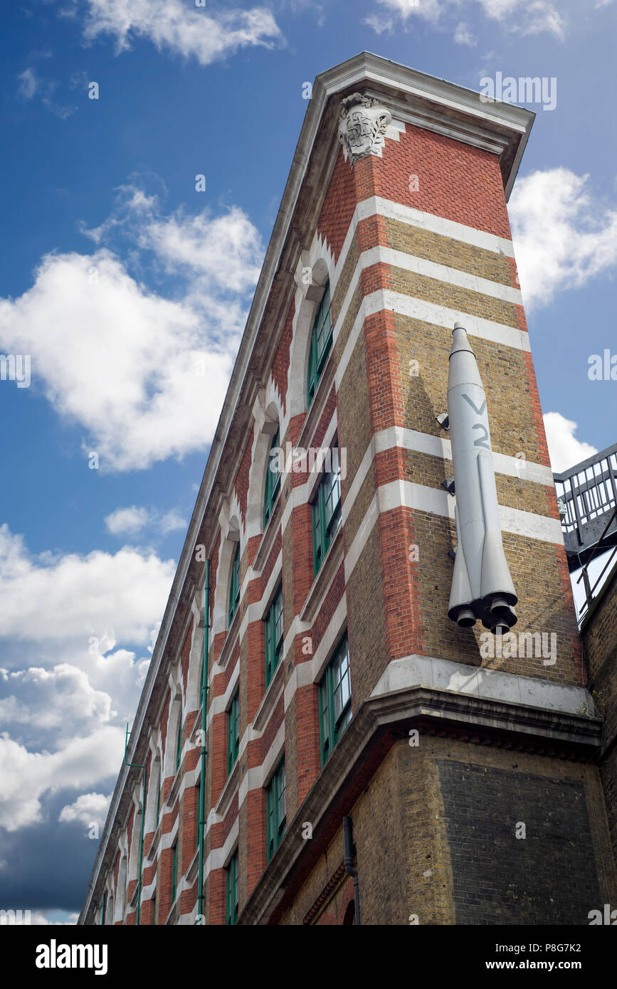 V2 rocket london hi-res stock photography and images - Alamy