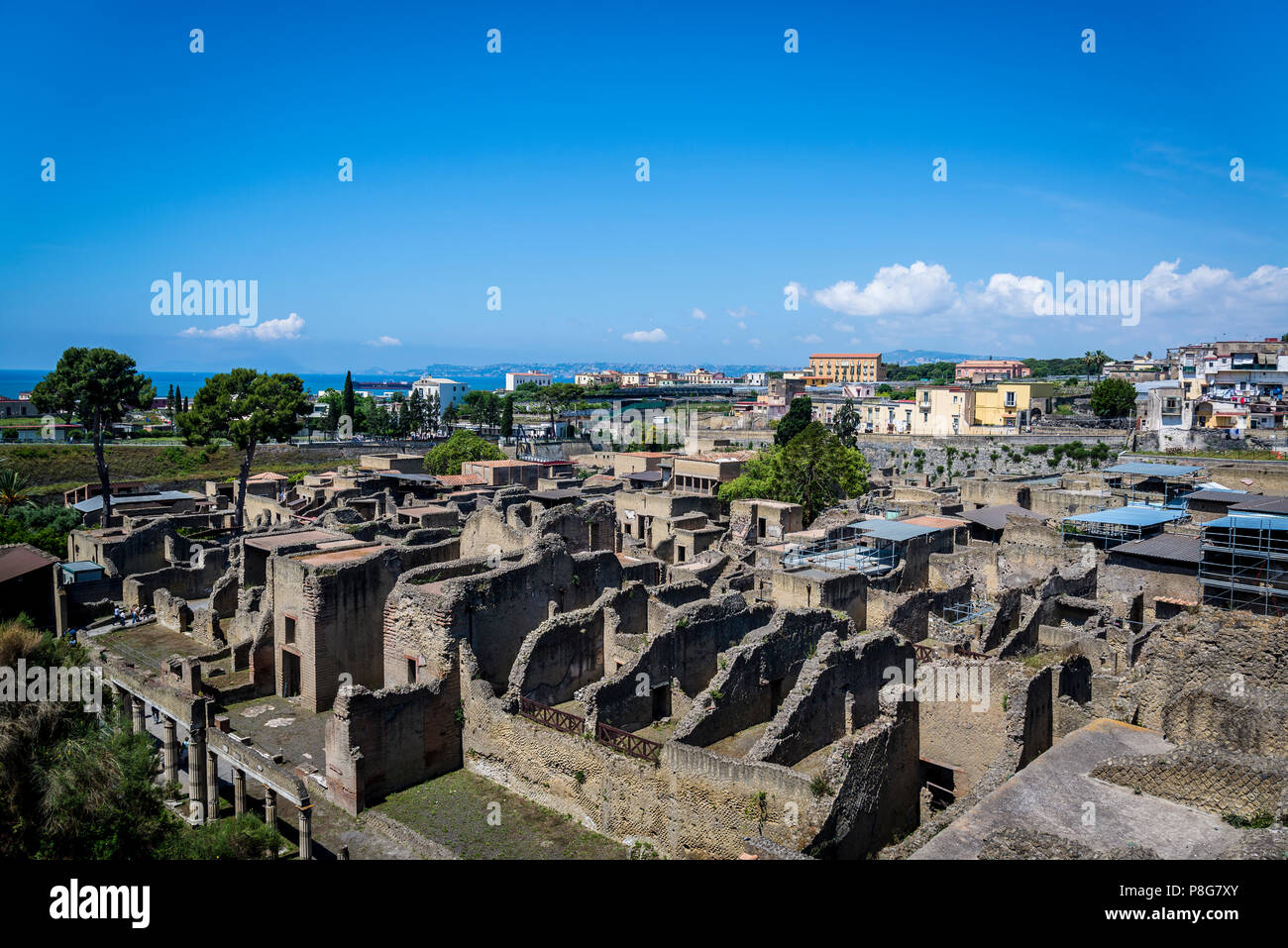 Herculaneum, ancient Roman town destroyed by volcanic eruption in 79 AD ...