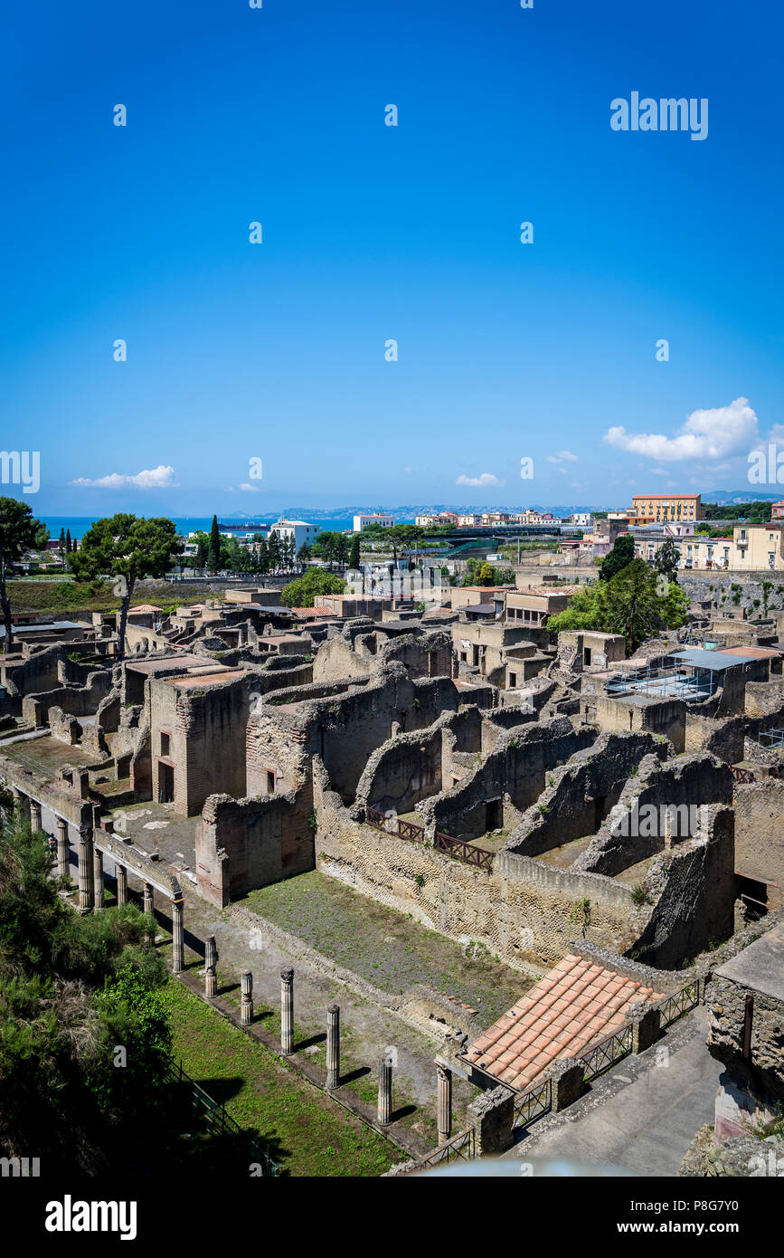 Herculaneum, ancient Roman town destroyed by volcanic eruption in 79 AD ...