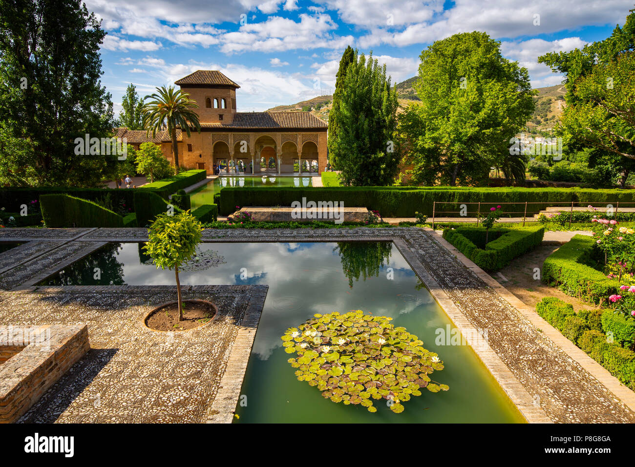 El partal palace and gardens hi-res stock photography and images - Alamy