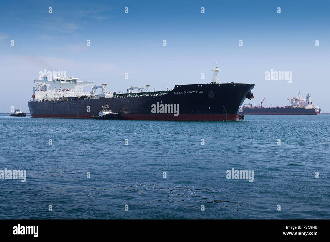 Foss Maritime Tugboats Guide The Giant Supertanker, ALASKAN NAVIGATOR ...