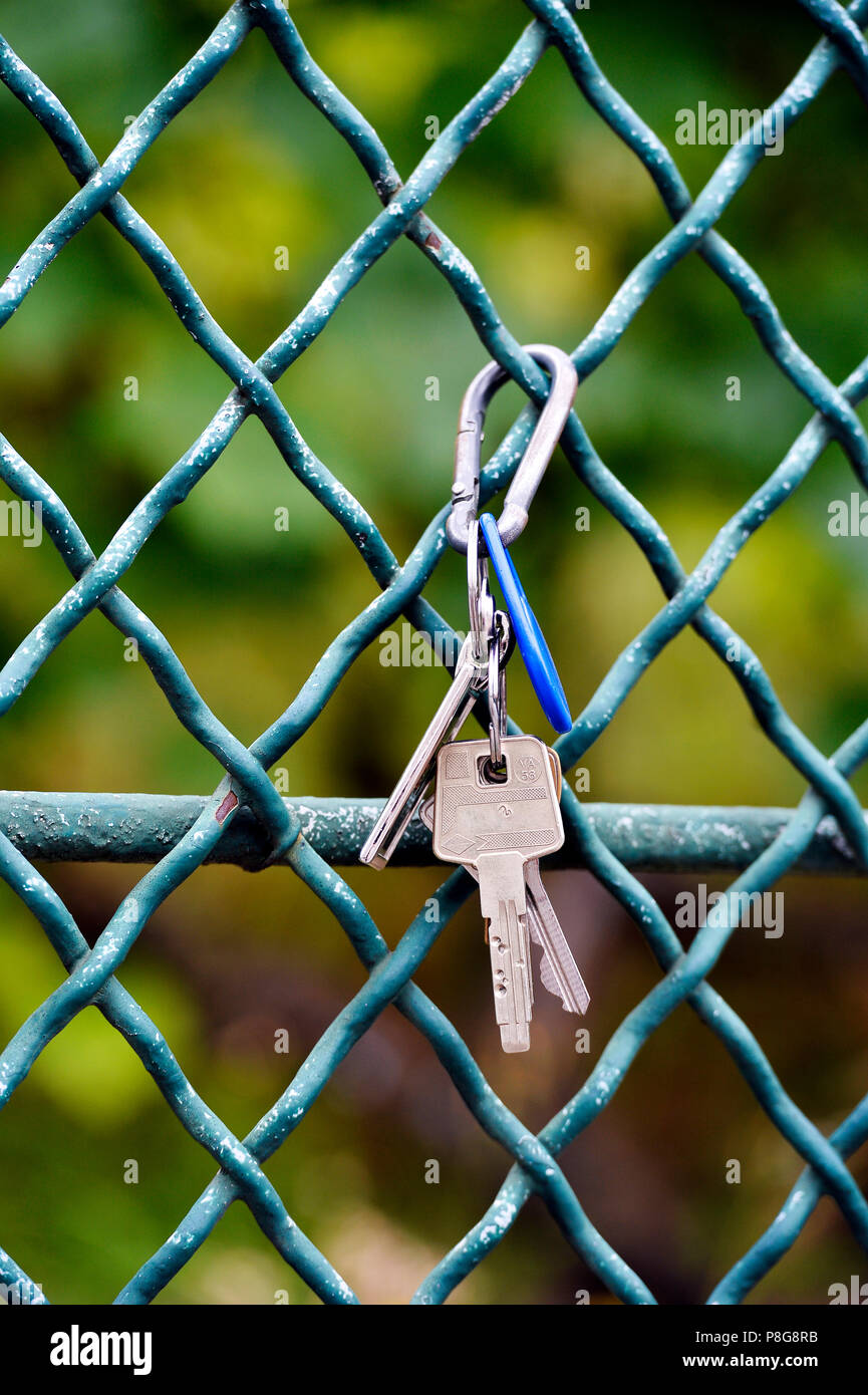 Lost keys by someone - Paris - France Stock Photo - Alamy