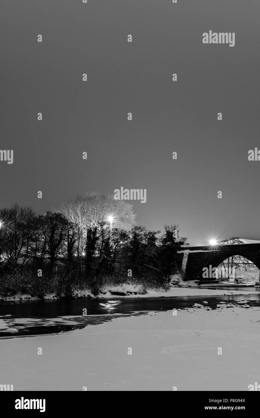 Snowy night sky Black and White Stock Photos & Images - Alamy
