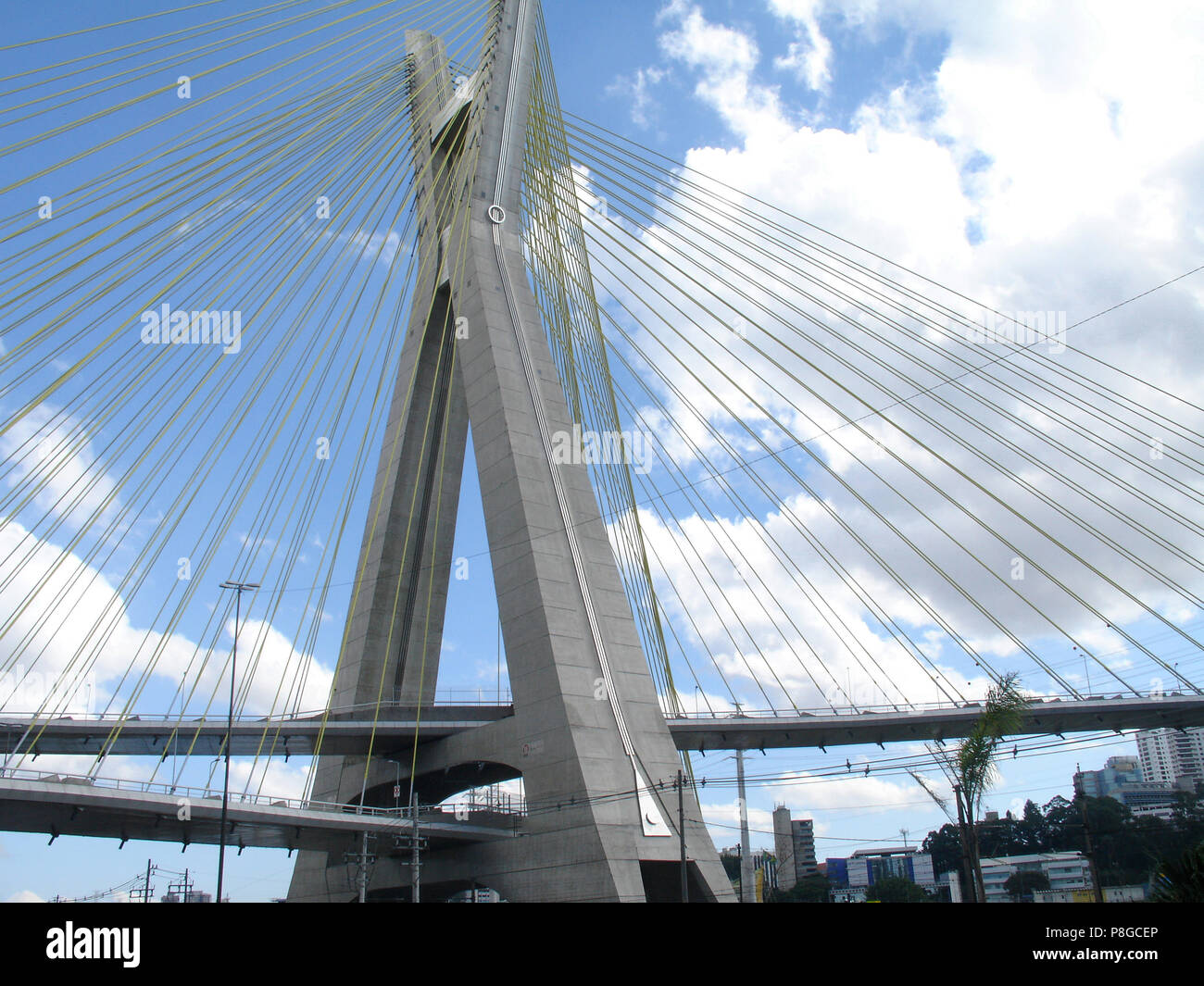 Octavio Frias de Oliveira bridge, São Paulo, Brazil Stock Photo - Alamy