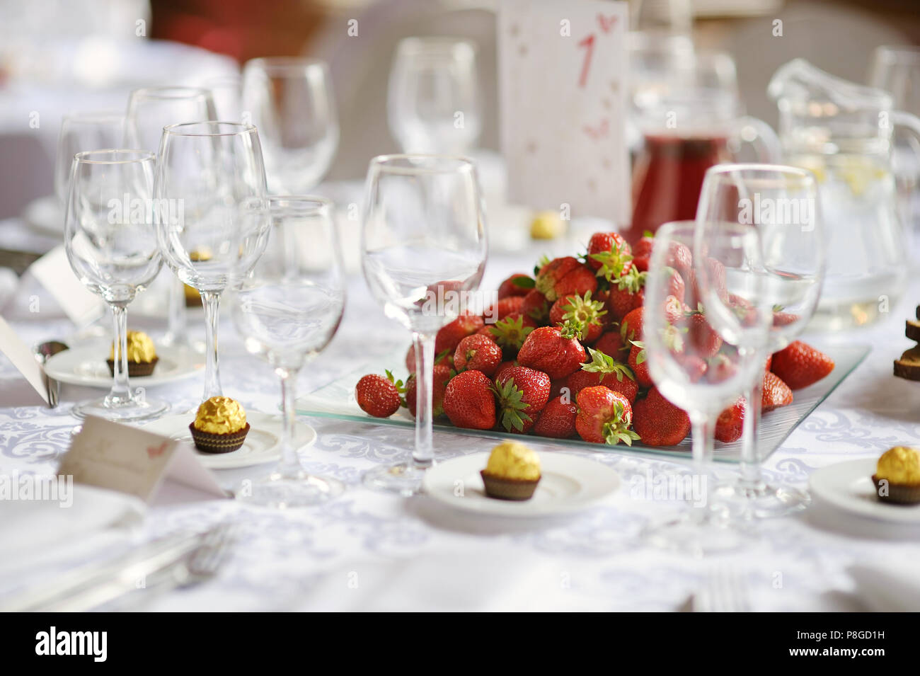 Table set for an event party or wedding reception Stock Photo - Alamy