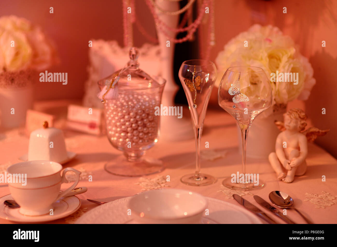 Orange table set for an event party or wedding reception Stock Photo ...