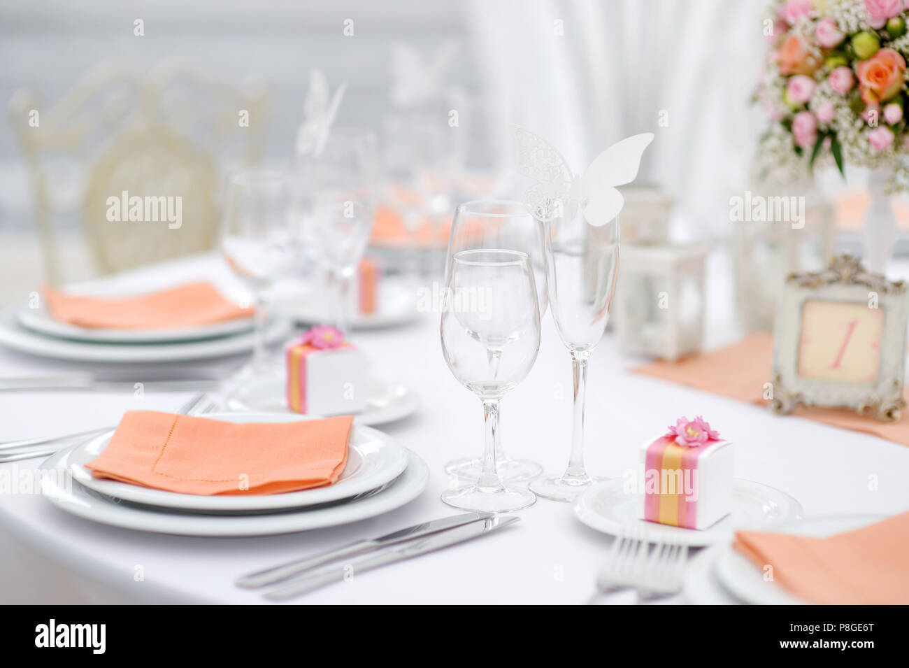 Spring reception hi-res stock photography and images - Alamy