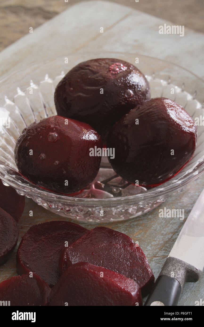 cooked baby beetroot Stock Photo - Alamy