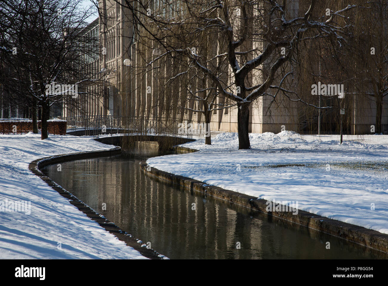 Slowly flowing clear water river hi-res stock photography and images ...