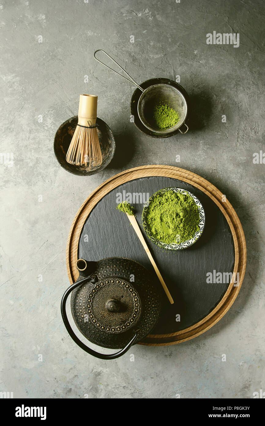Traditional tea making board ceremony hi-res stock photography and ...