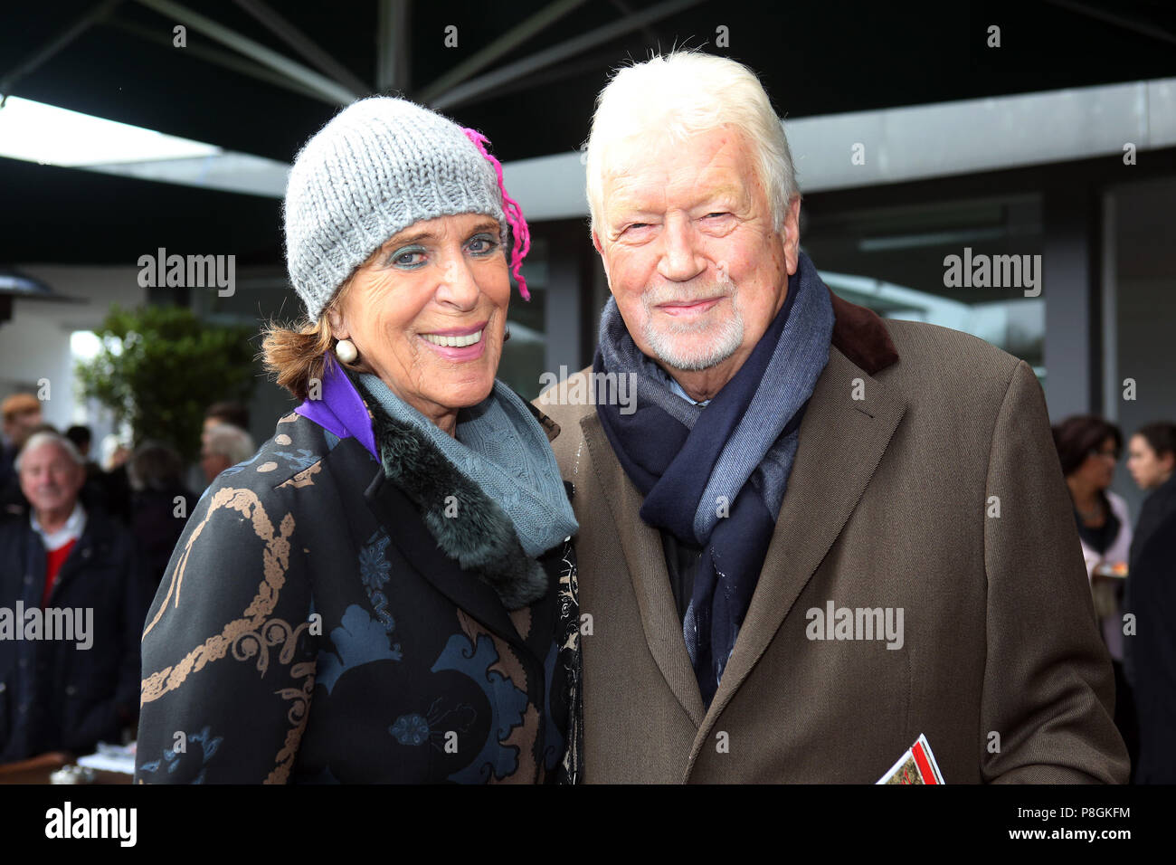 Helga endres hi-res stock photography and images - Alamy