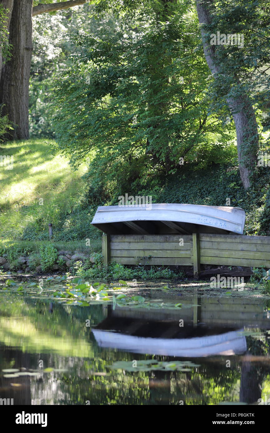 Reflections on the Pond Stock Photo - Alamy