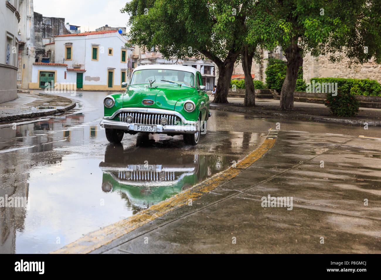 In the rain havana hi-res stock photography and images - Alamy