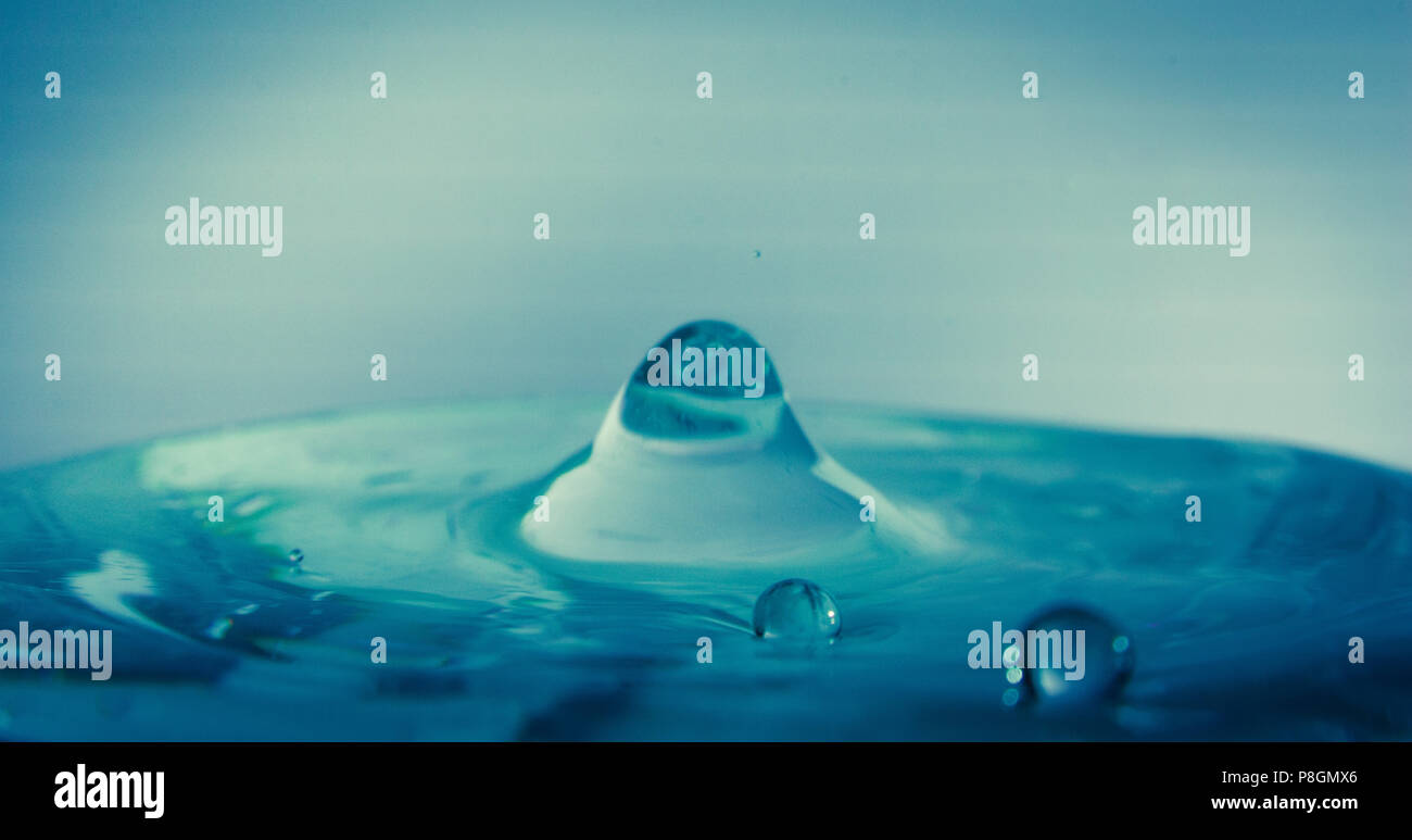 Perfect water drop in slow hi-res stock photography and images - Alamy