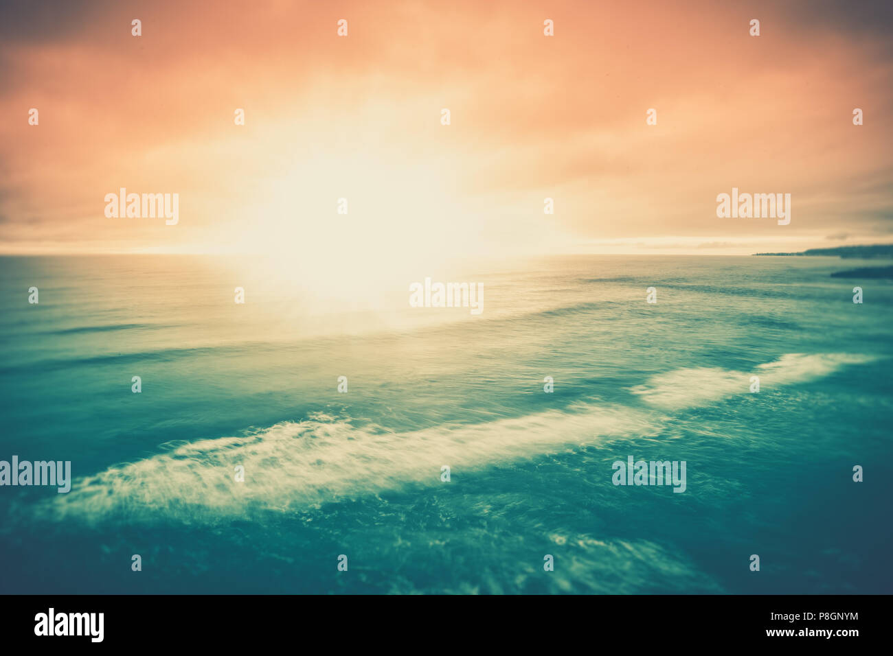 Soft tone sunset hi-res stock photography and images - Alamy