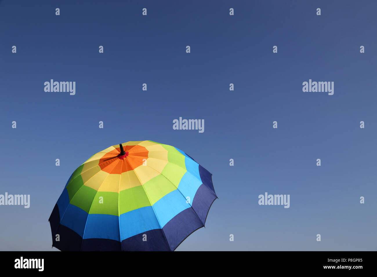 Hot sun umbrella hi-res stock photography and images - Alamy
