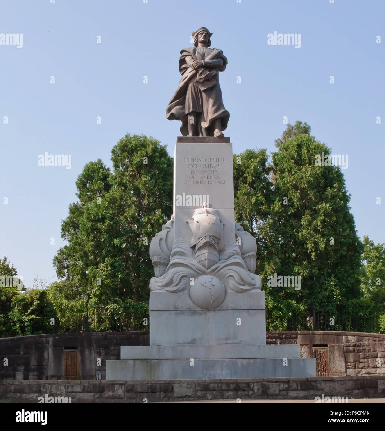 PITTSBURGH, PENNSYLVANIA, USA 7-11-2018 A sculpture of Christopher ...