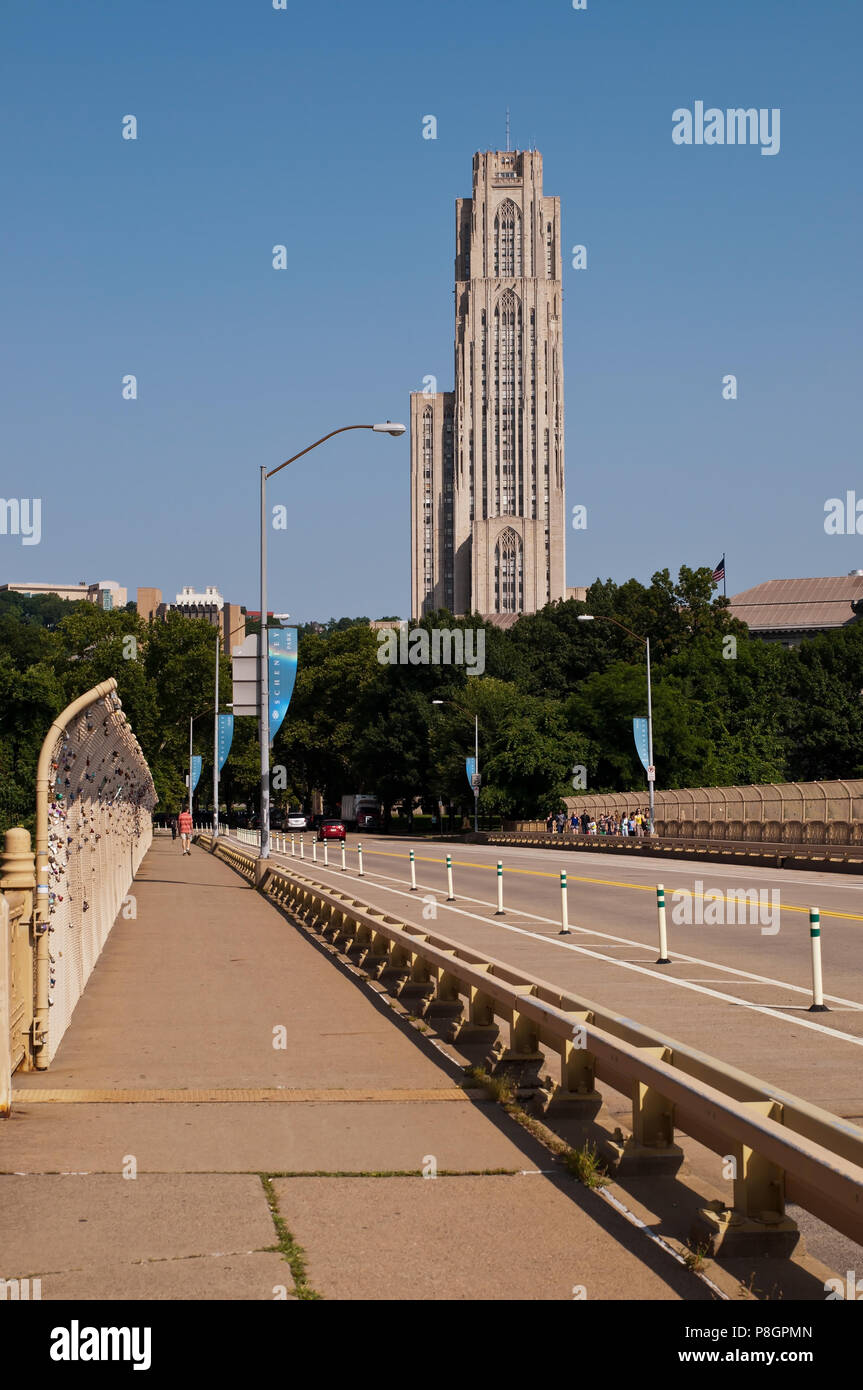 Schenley bridge hi-res stock photography and images - Alamy