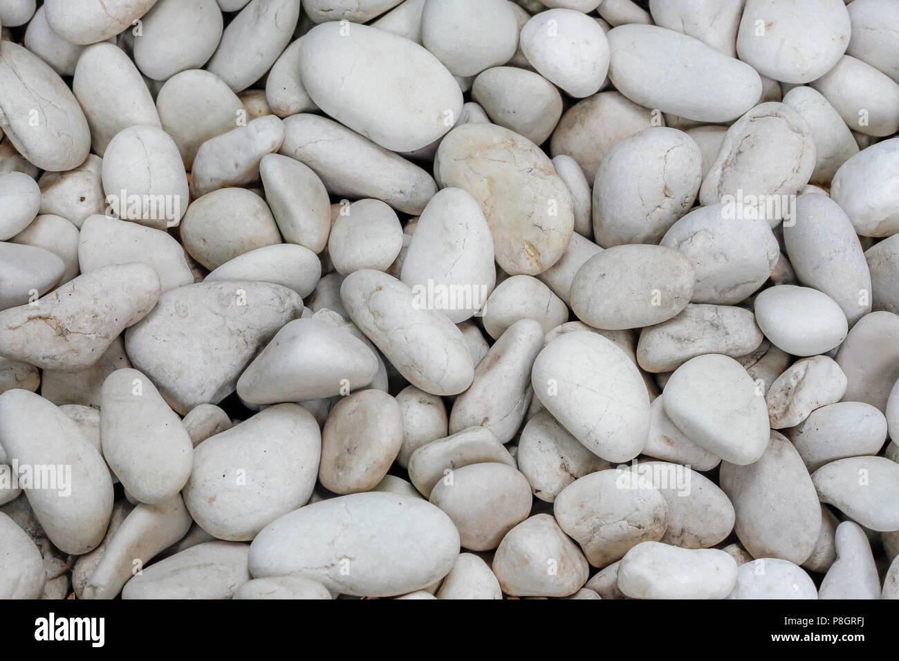 Stone wall rounded stones hi-res stock photography and images - Alamy