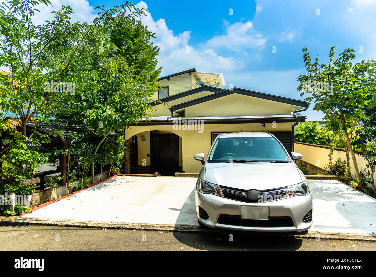 Japanese car park hi-res stock photography and images - Alamy
