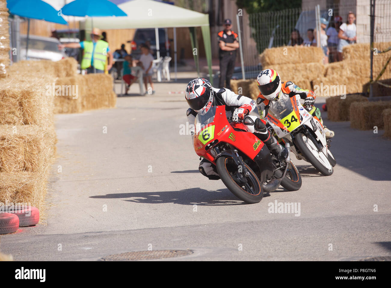 Circuito popular hi-res stock photography and images - Alamy