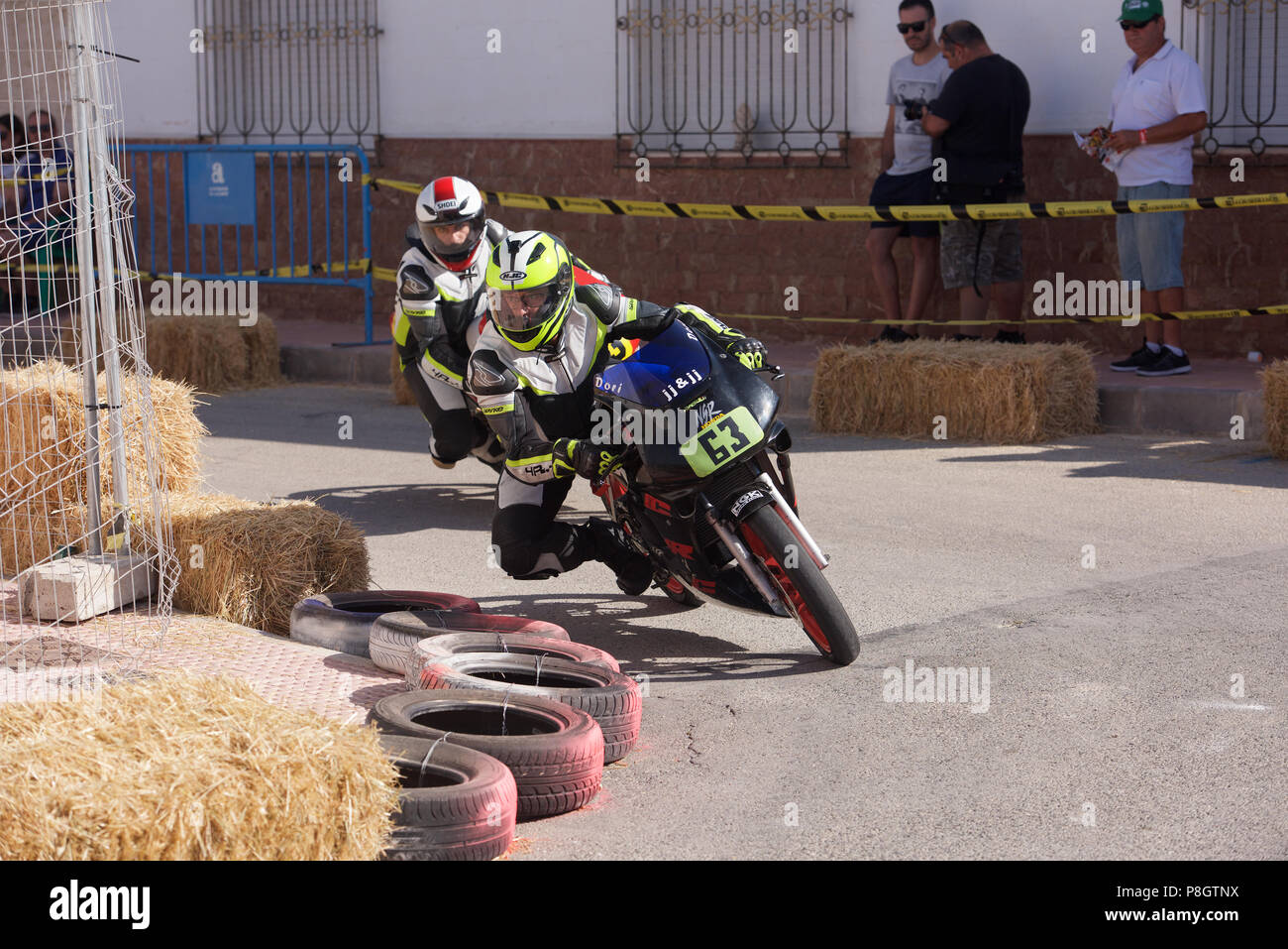 Circuito popular hi-res stock photography and images - Alamy
