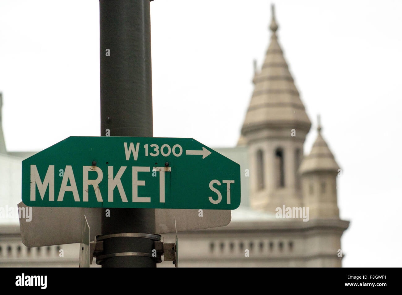 Philadelphia city hall market street hi-res stock photography and ...