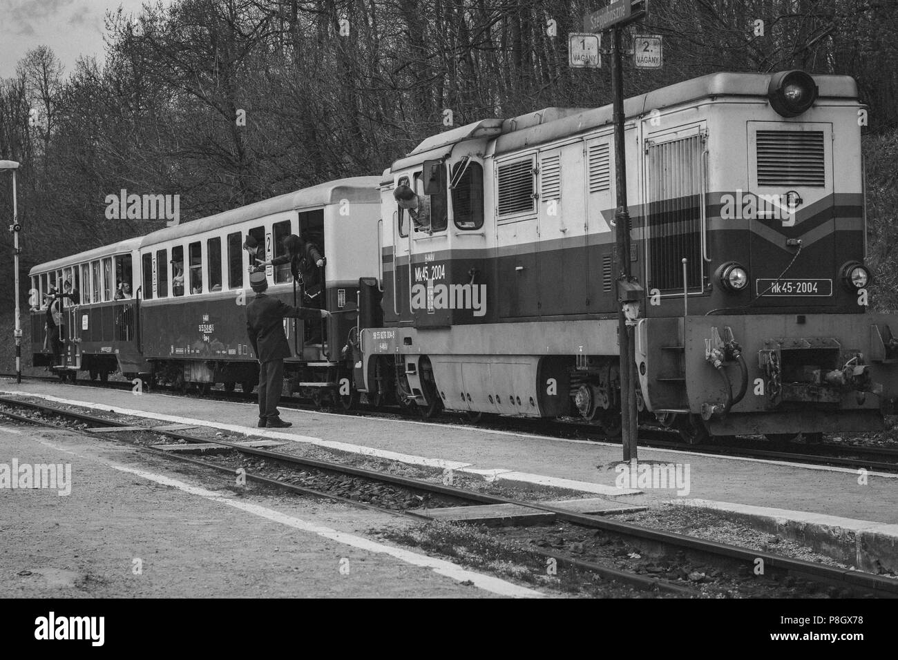 Street working children Black and White Stock Photos & Images - Alamy